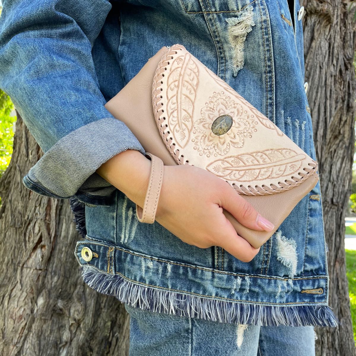FEATHER & STONE PURSE – Shoe Shu