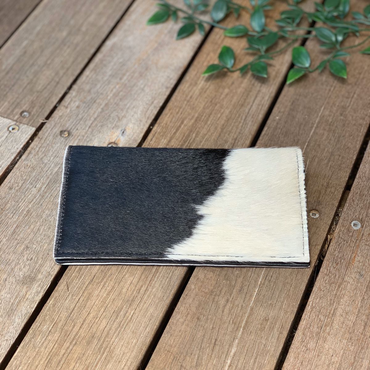 HIDE WALLET – Shoe Shu